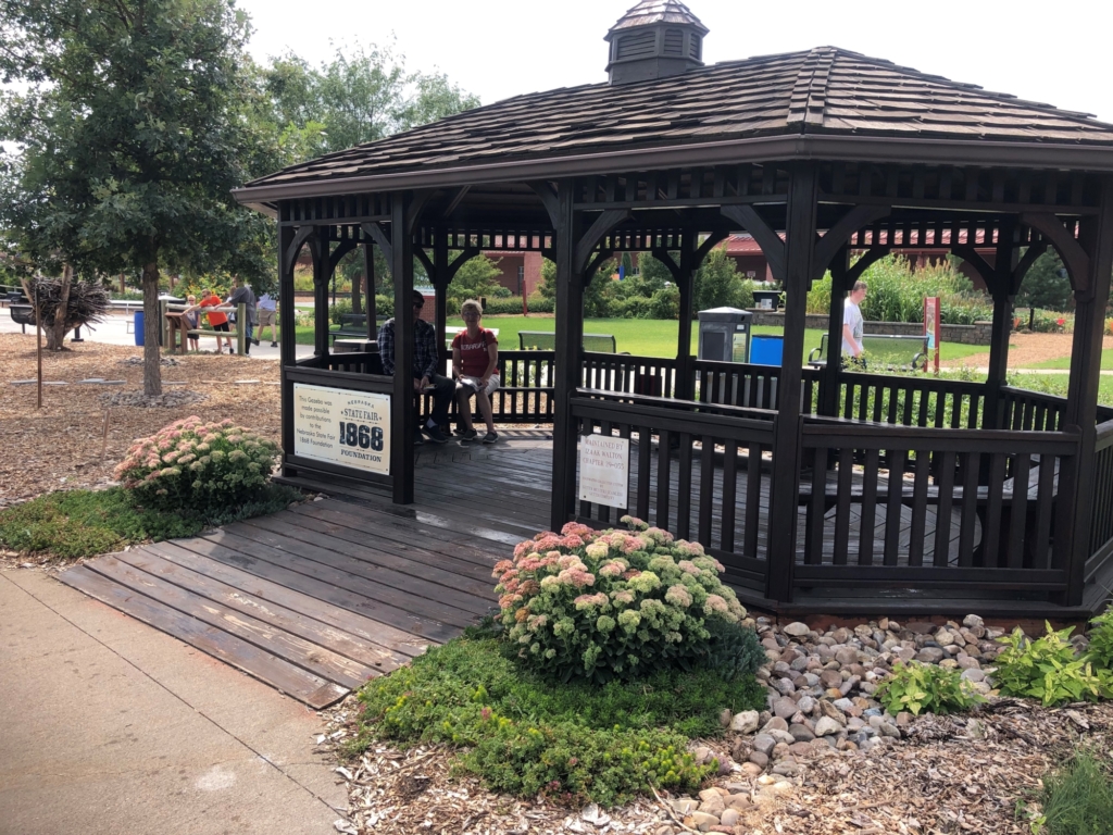 Outdoor Nature Classroom Programs | Kearney Public Schools & CPNRD